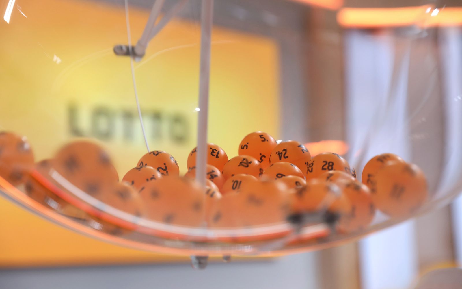 Lotto - Lottoon tästä. Voit tarkistaa lottonumerot ja tulokset. - Veikkaus